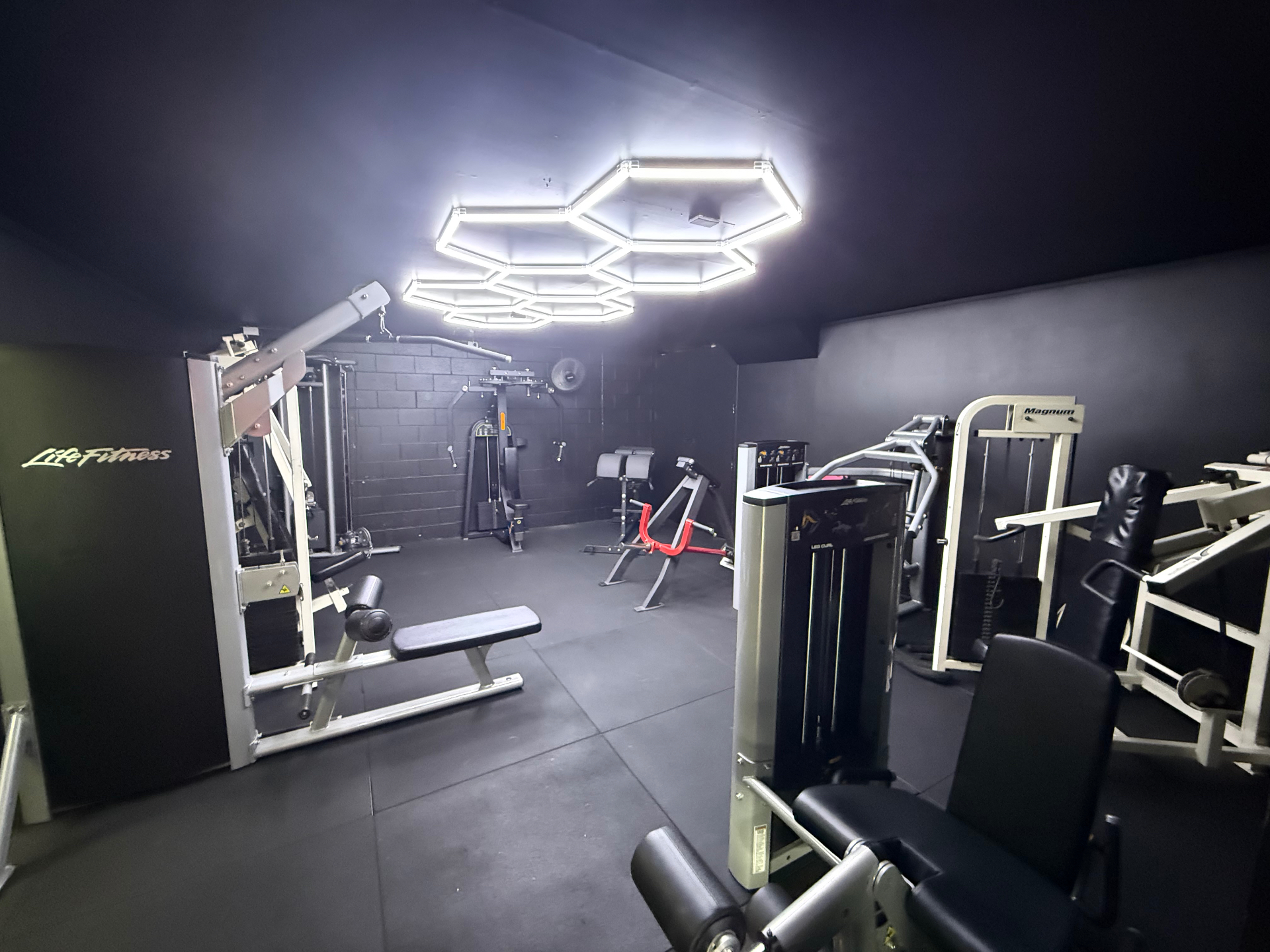 NZ Iron Strength Browns Bay | North Shore Gym, Boxing & Coaching